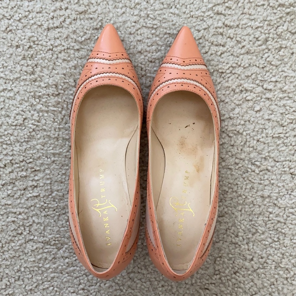 Peach Pointy Toed Pumps - Gem